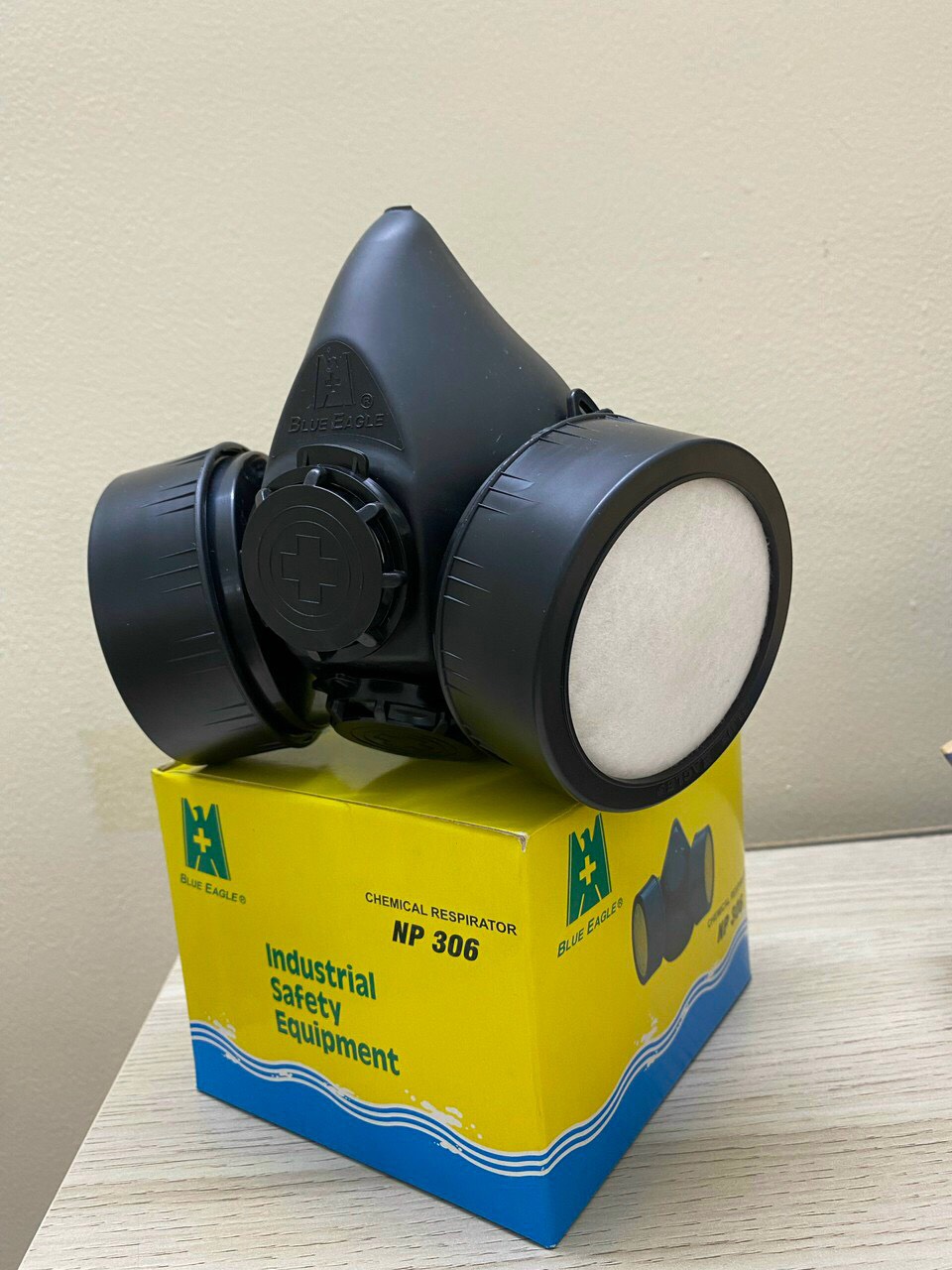 Mặt Nạ Phòng Độc